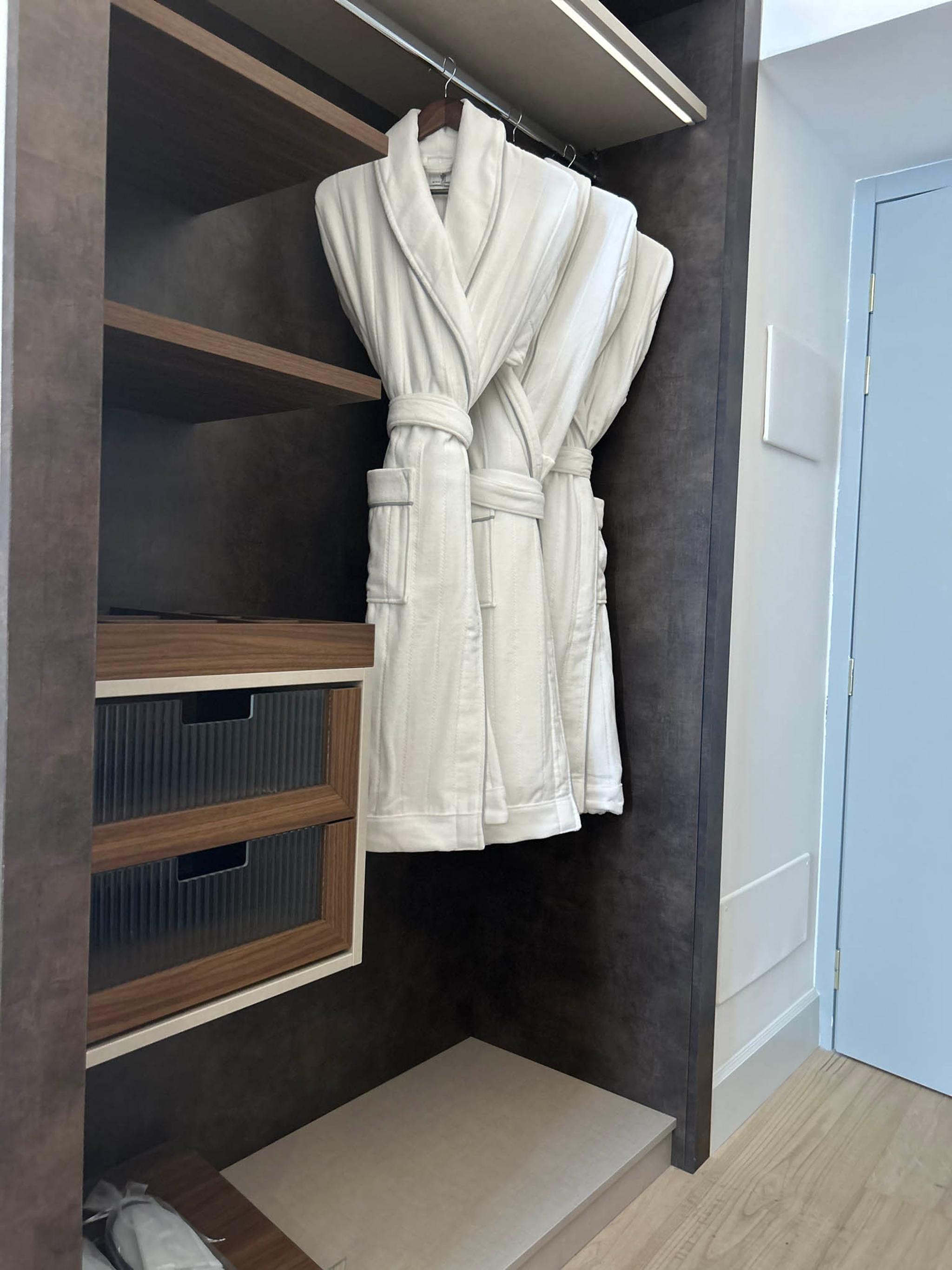 Photos | PALAZZO GOLDONI CONDOTTI COLLECTION, ROME